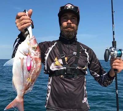 GUSTAVO GRANZOTE: guia de pesca em São Sebastião - SP - Bóra Pescar